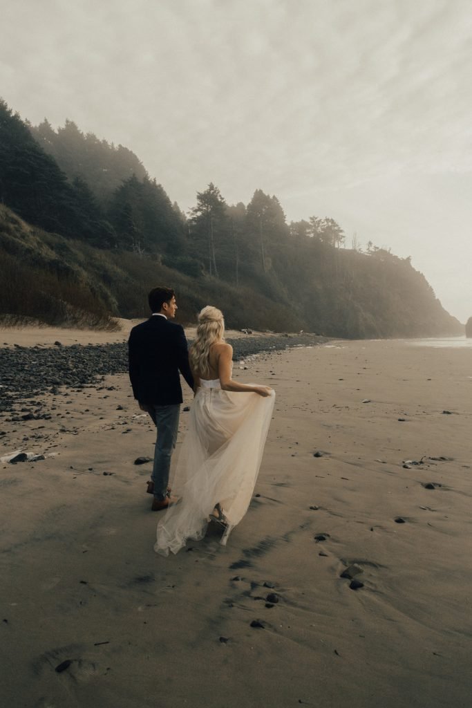 Kasse + Dylan | Hug Point Oregon Elopement | Destination Wedding ...