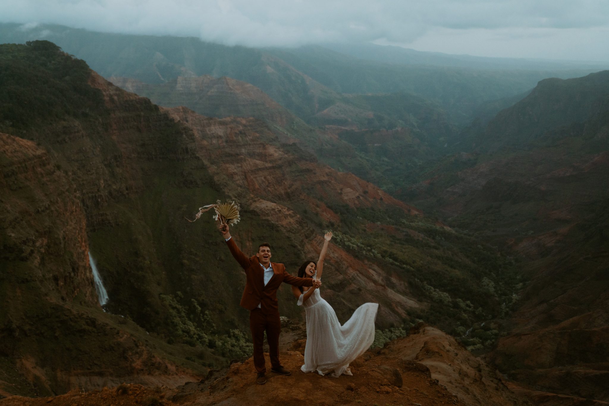 The Top 10 Reasons to Elope | Elopement Photographer