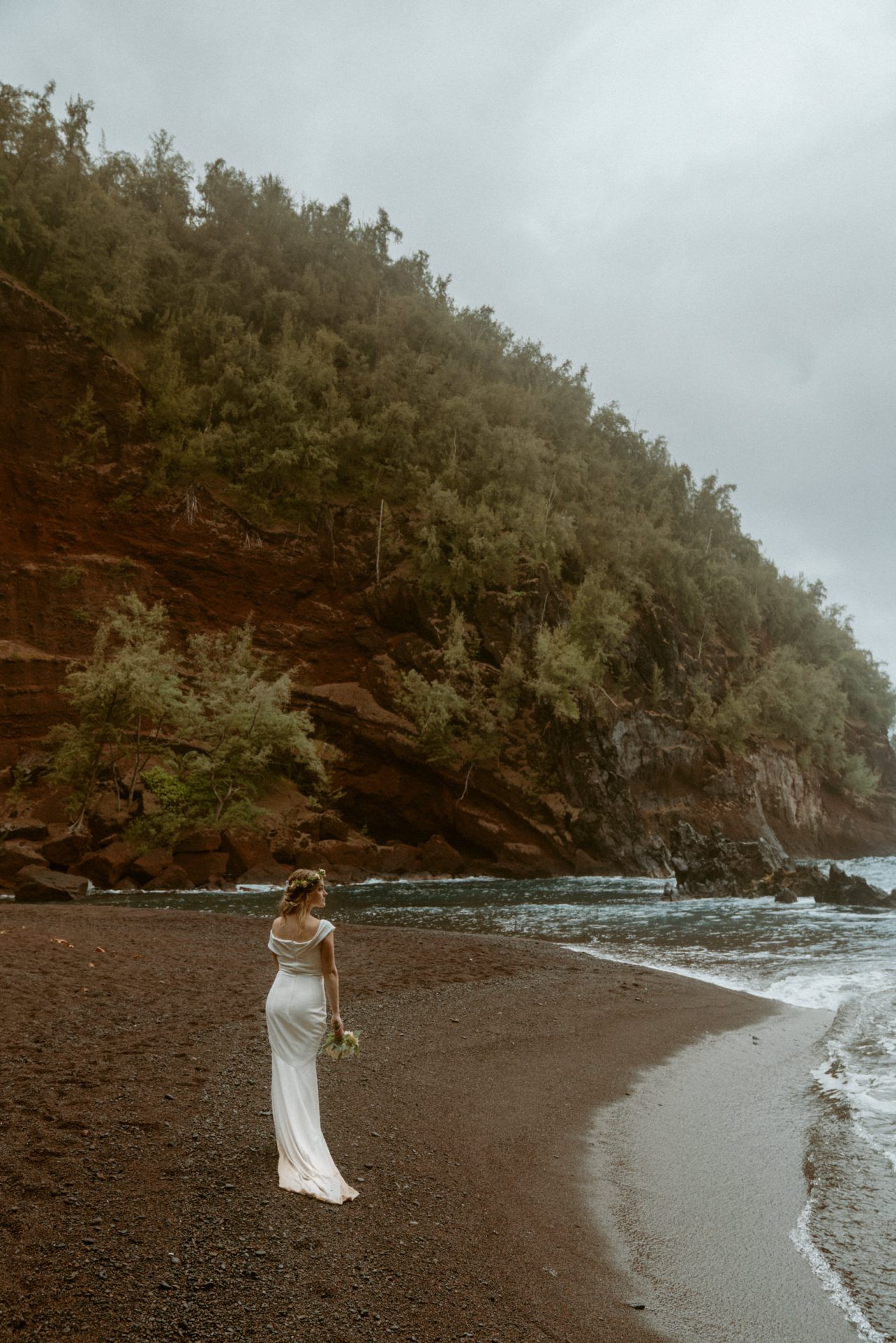 Best Elopement Dresses | Gorgeous Wedding Dresses for Eloping
